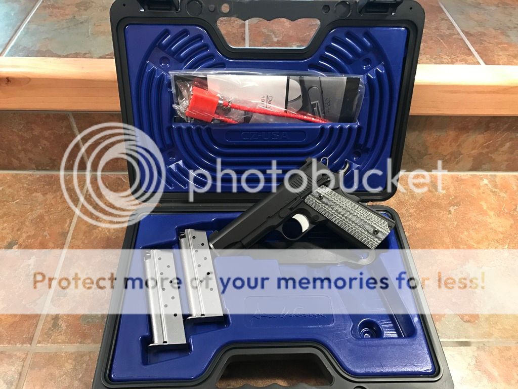 SOLD - Dan Wesson Valor Commander – 9mm (CO) | 1911 Firearm Addicts